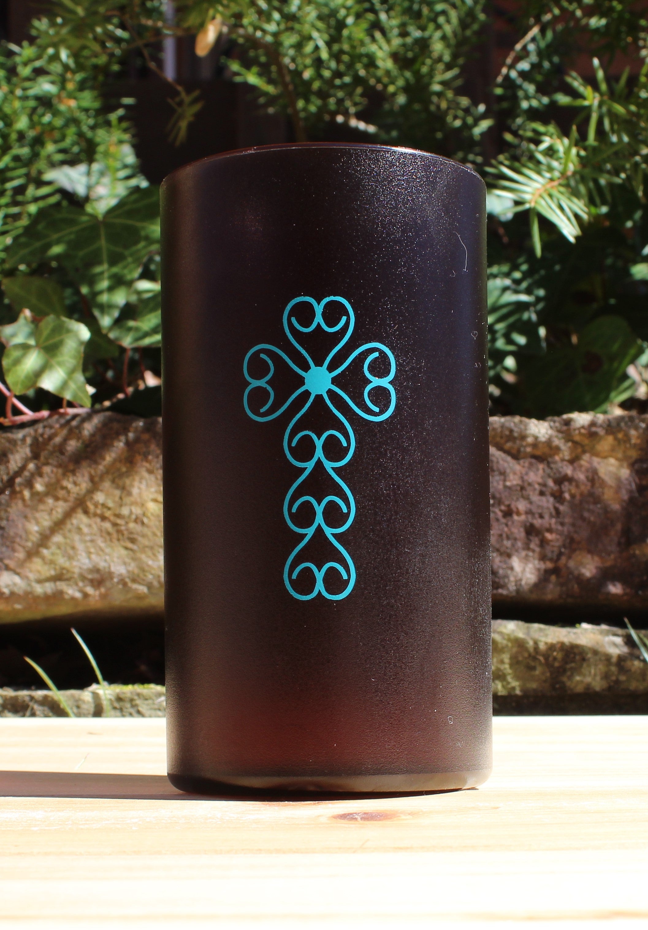 Swirly Cross – Bentley Drinkware Inc.
